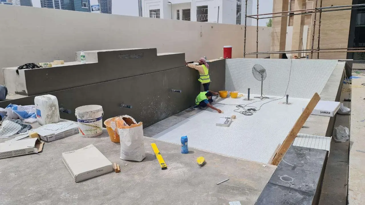 Villa Infinity Pool Design Construction at Jumeirah Dubai